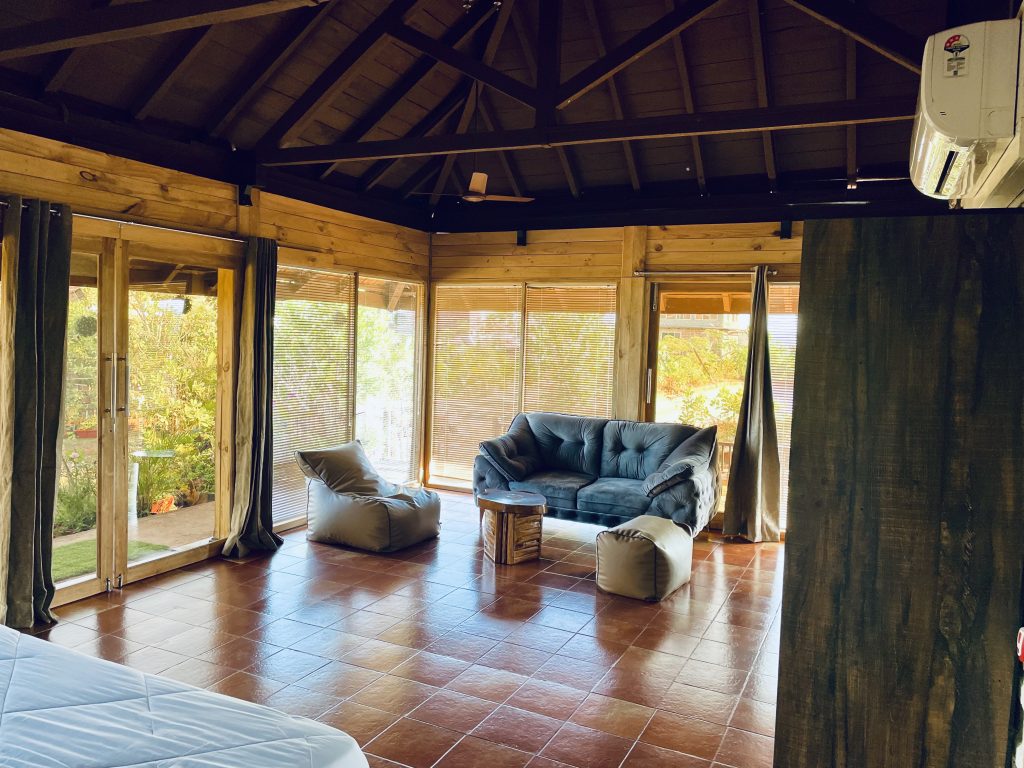 Spectacular Fort View Stays – Aero Village